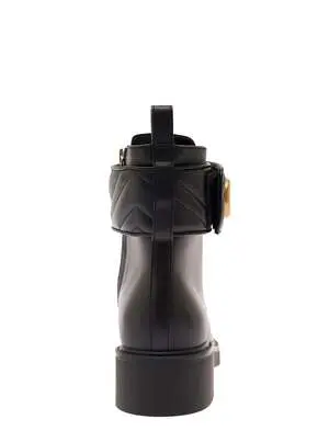 Gucci Leather Ankle Boot With Double G Hardware - Multicolor