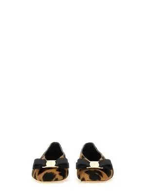 FERRAGAMO Vara Ballerina Flat With Bow Detailing - Multicolor
