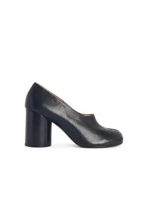 MAISON MARGIELA Tabi Leather Pumps - Black