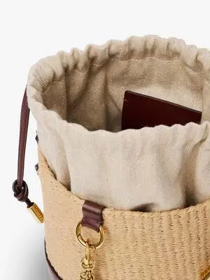 Chloé Raffia Bucket Bag With Leather Trim And Logo Charm - Multicolor