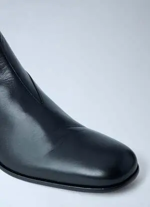 Prada Leather Chelsea Boots With Elastic Side Panels - Black
