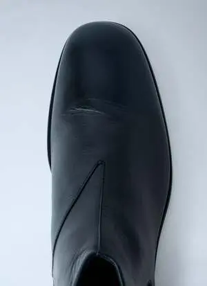 Prada Leather Chelsea Boots With Elastic Side Panels - Black