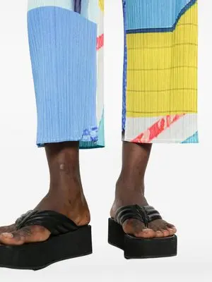 Issey Miyake Geometric Print Pleated Trousers - Multicolor