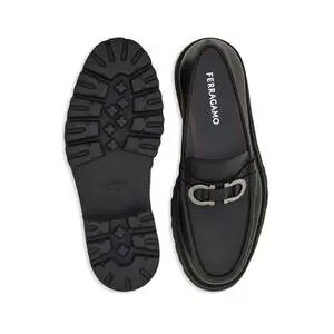 FERRAGAMO Calf Leather Gancini Buckle Loafers - Black