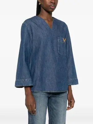 Valentino Garavani V-neck Denim Shirt With Logo Detail - Blue