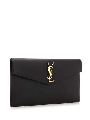 Saint Laurent Cassandre Medium Clutch In Grain De Poudre Leather - Black