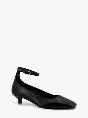 TOTEME Leather Decollete Pumps