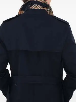 Burberry The Kensington Medium Trench Coat