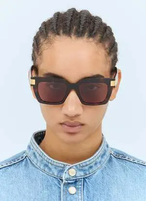 Gucci Cat-eye Frame Sunglasses With Logo Hinges