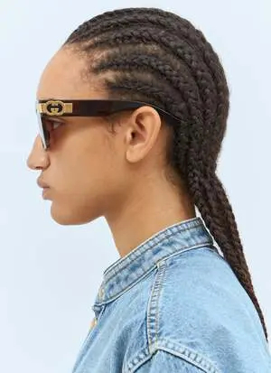 Gucci Cat-eye Frame Sunglasses With Logo Hinges