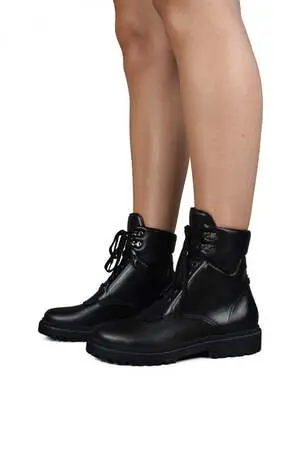 Moncler Patty Lace-up Leather Ankle Boots