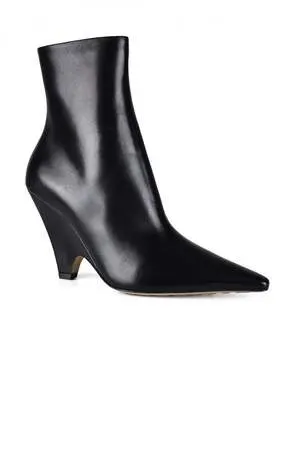 Bottega Veneta Punta Ankle Boots