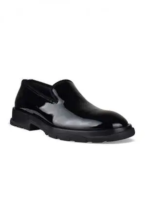Alexander McQueen Slip-on Tread Loafers In Patent Leather