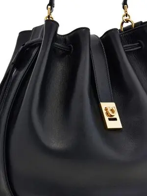 FERRAGAMO Secchiello Fibbia Hug Bucket Bag - Black