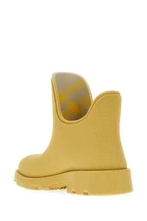 Burberry Textured Rubber Boots - Multicolor