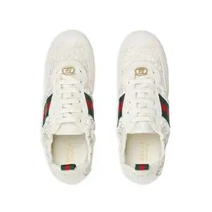 Gucci Lace-up Trainers With Stripe Detail - Cream