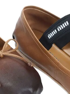 Miu Miu Vintage Effect Leather Ballerinas - Brown