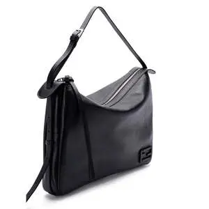 Fendi Calf Leather Grained Shoulder Bag - Black