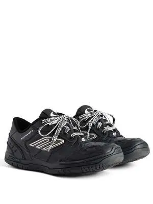 Balenciaga Leather Worn-out Effect Sneakers - Black