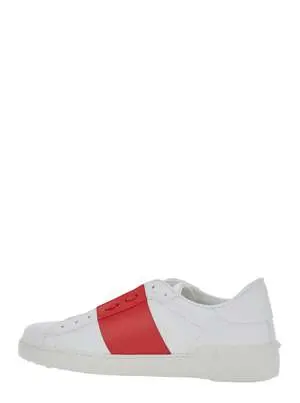 Valentino Garavani Leather Low Top Sneakers With Logo Tag And Rockstud Detail - White