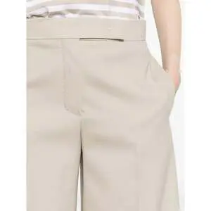 Max Mara Knee-length Pleated Shorts In Neutrals - Cream