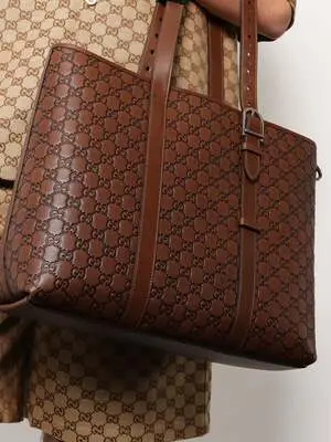 Gucci Gg Emblem Embossed Leather Shopping Bag - Multicolor