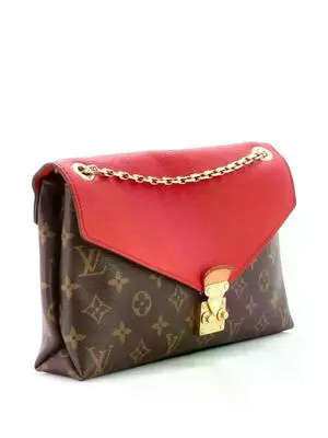 LOUIS VUITTON Pallas Chain Shoulder Bag - Red