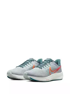 Nike Zoom Pegasus 39 Sneakers