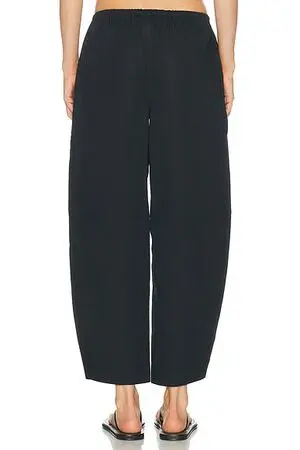 EAVES Lana Cropped Barrel Leg Pant - Black