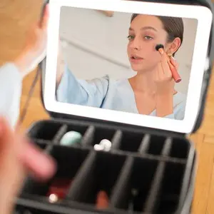 ILIOS LIGHTING Slim Lightweight Rechargeable Travel Makeup Mirror Kit