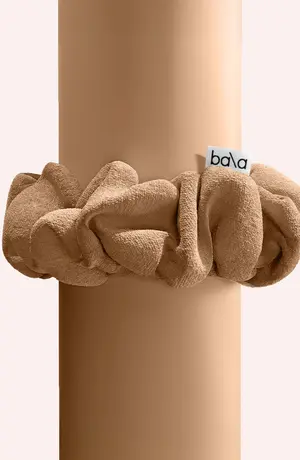 BALA The Mat Scrunchie Sand