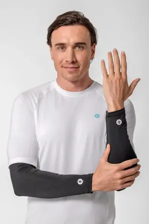 Coolibar Maxshield Performance Arm Sleeves - Black