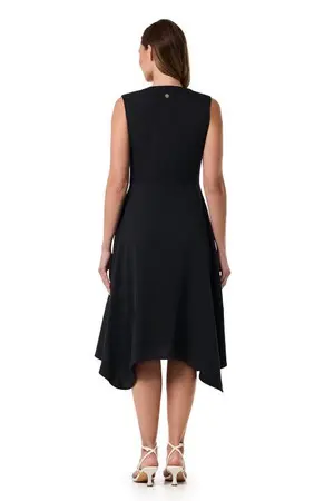 Coolibar Upf 50+ Monroe Dress With V-neck And Hankerchief Hem