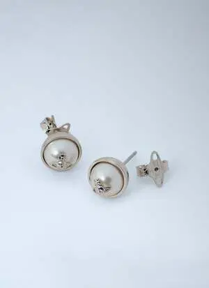 VIVIENNE WESTWOOD Olga Pearl Earrings