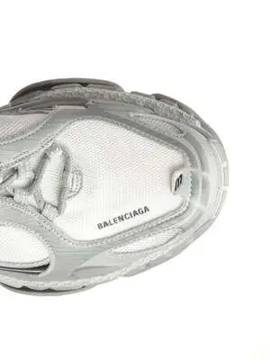 Balenciaga Triple S.2 Sneaker