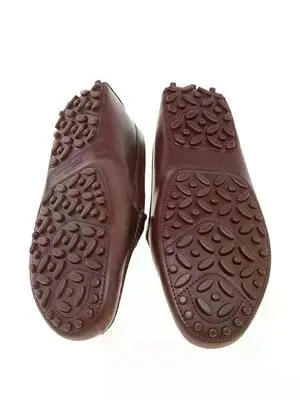 FERRAGAMO Gancini Plaque Leather Loafers