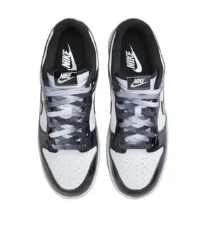 Nike Dunk Low Se Sneakers