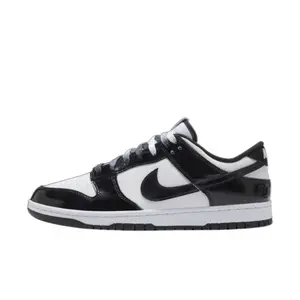 Nike Dunk Low Se Sneakers