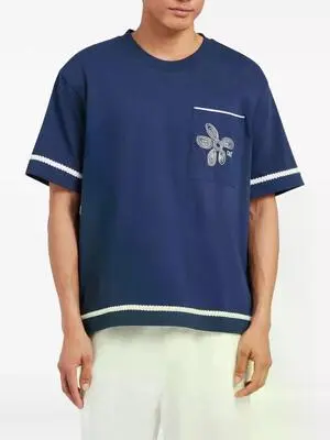 CHE Flores Embroidered-pocket T-shirt