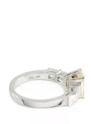 LB EXCLUSIVE 1.70 Carat Cushion-cut Diamond Ring With Baguette And Princess-cut Accents