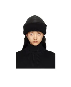 TOTEME Grain Lambskin Beanie With Wool Lining