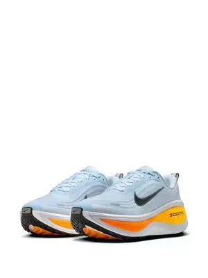 Nike Vomero Plus Sneakers