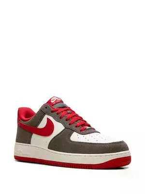 Nike Force 1 '07 Lv8 Sneakers