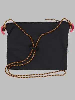 KLATTERMUSEN Algir Medium Bag - Black