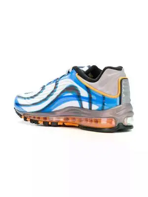 Nike Max Deluxe Sneakers