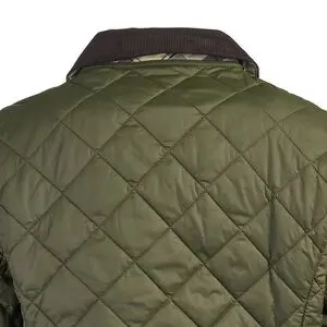 Barbour Deveron Quilted Buttoned Jacket