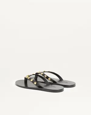 Valentino Garavani Rockstud Thong Sandals - Black