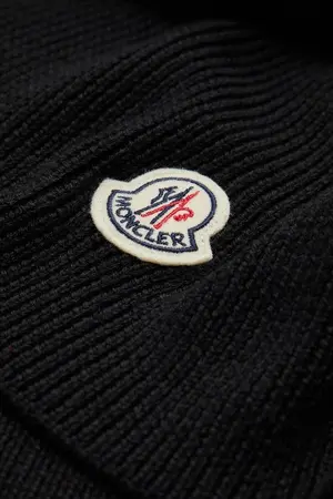Moncler Logo Patch Knit Scarf