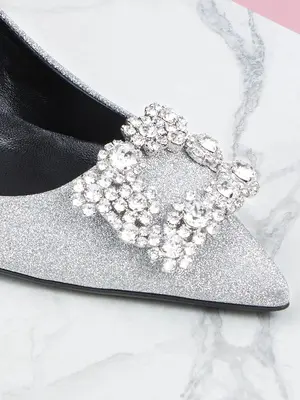 ROGER VIVIER Flower Buckle Pointed Toe Pumps