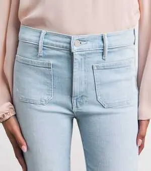 MOTHER The Patch Pocket Weekender Flared Jeans - Blue